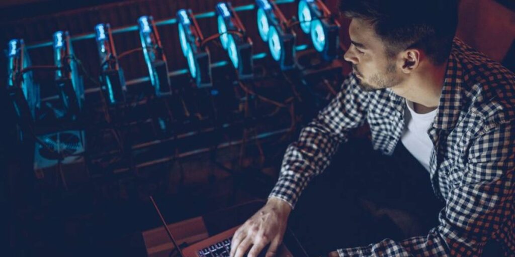 How to Build a Crypto Mining Rig in Australia? | miningstore.com.au